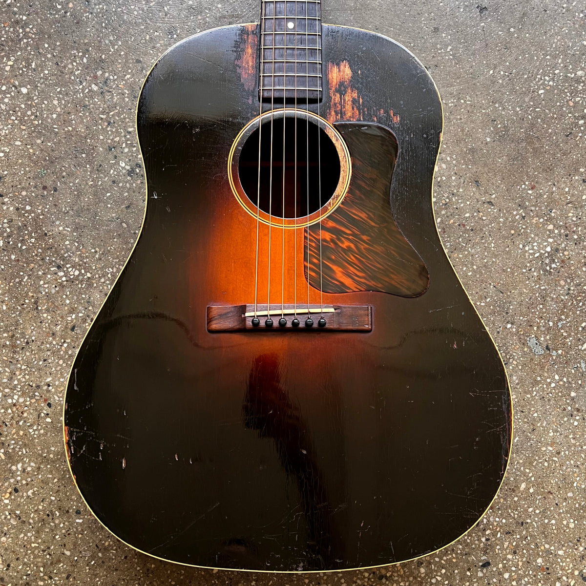 1934 Gibson Jumbo Specs - Sunburst | Tone Wolf