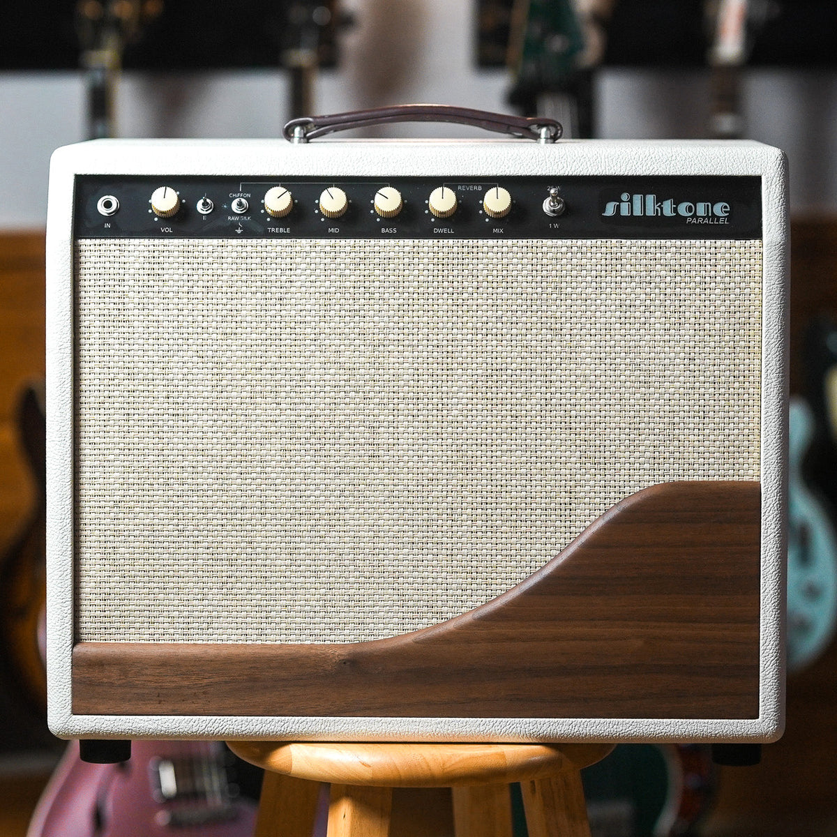 Tone Wolf Is An Authorized Silktone Amps Dealer