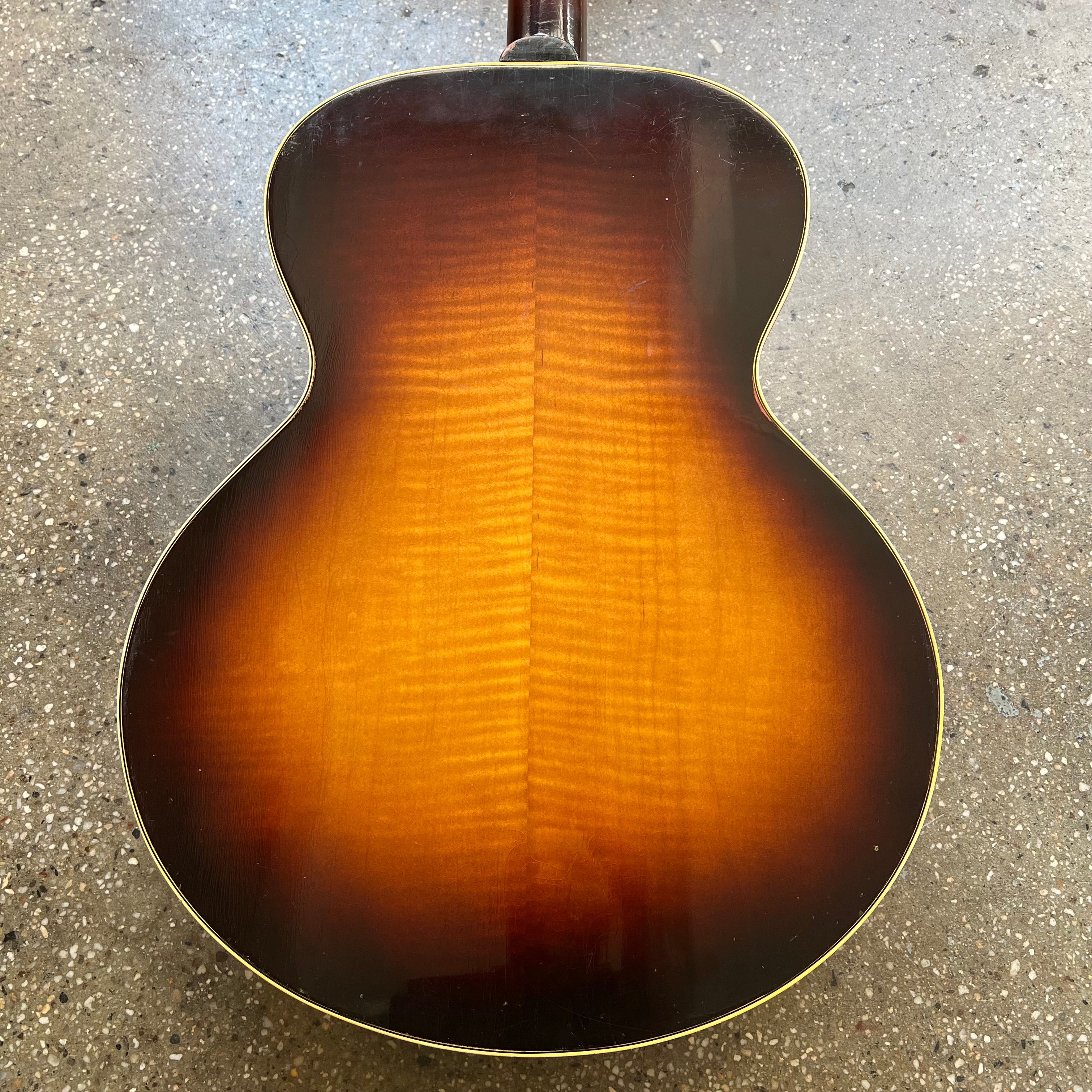 1953 Gibson J-185 Vintage Acoustic Guitar - Sunburst | Tone Wolf