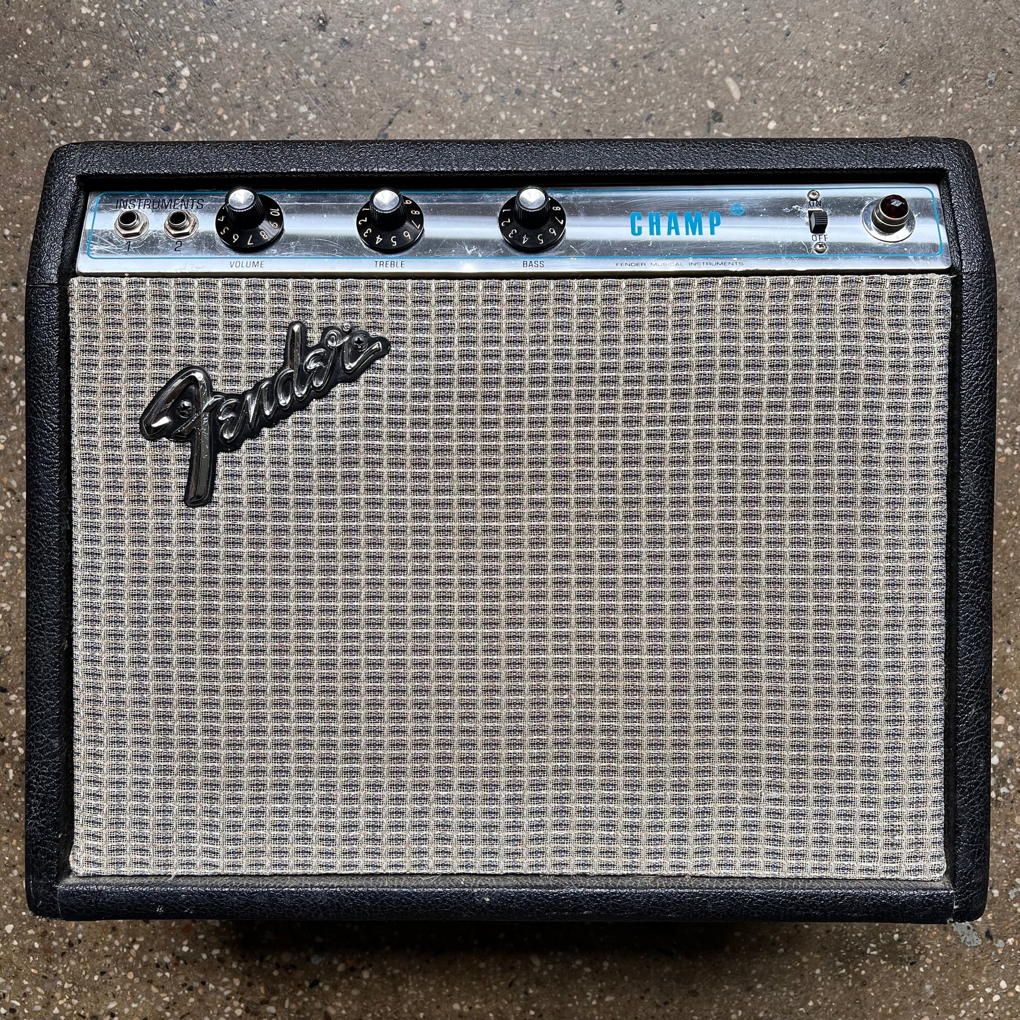Fender Champ 6-Watt 1x8" Guitar Combo 1974 - Silverface | Tone Wolf