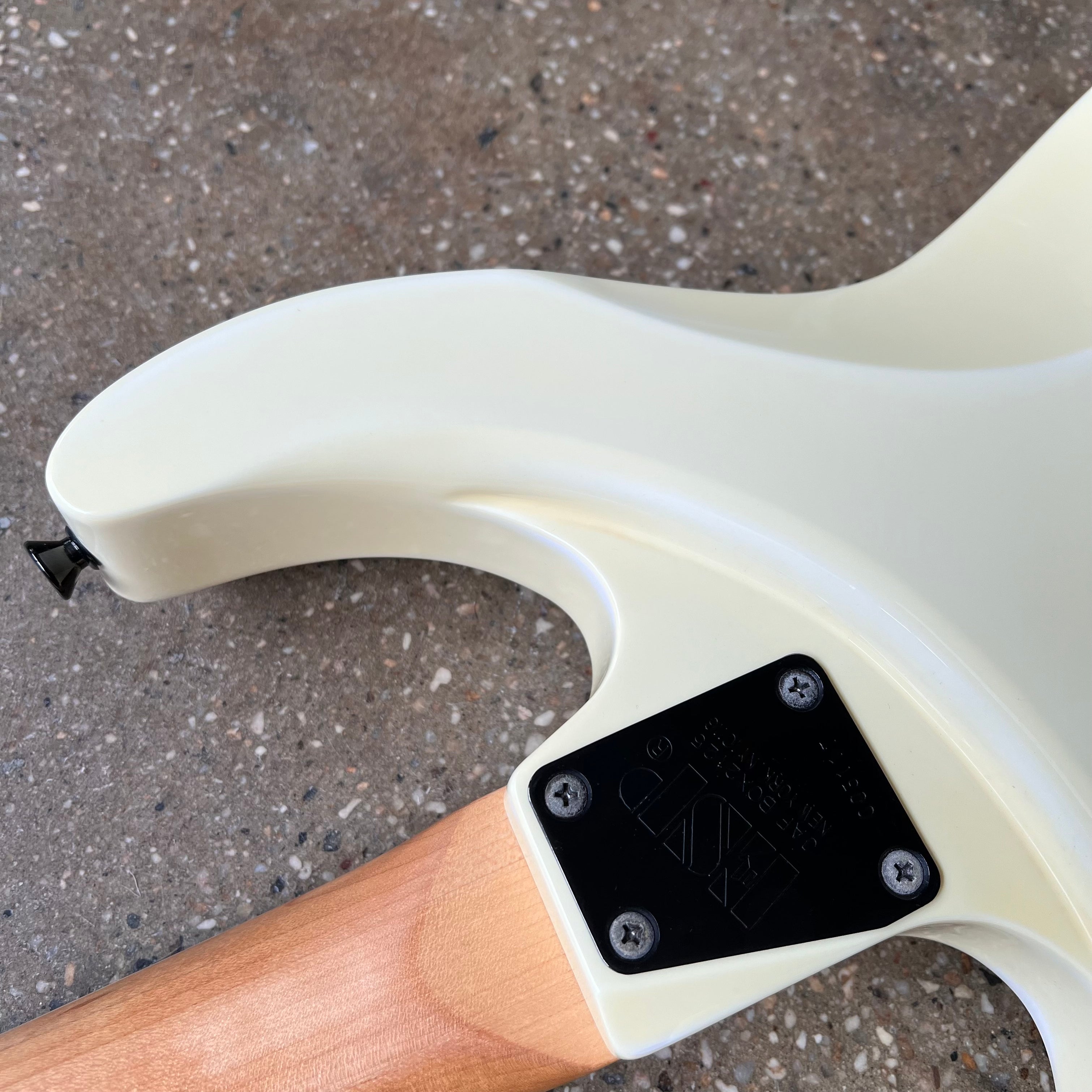 ESP The Mirage Deluxe 1980s - White | Tone Wolf