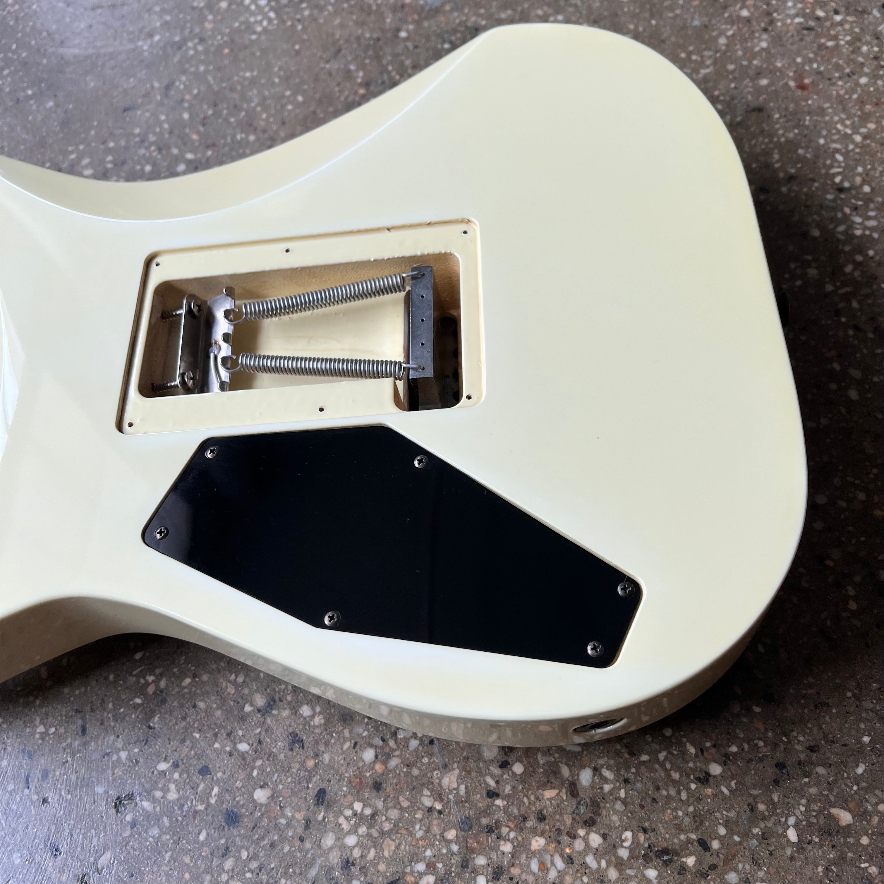 ESP The Mirage Deluxe 1980s - White | Tone Wolf