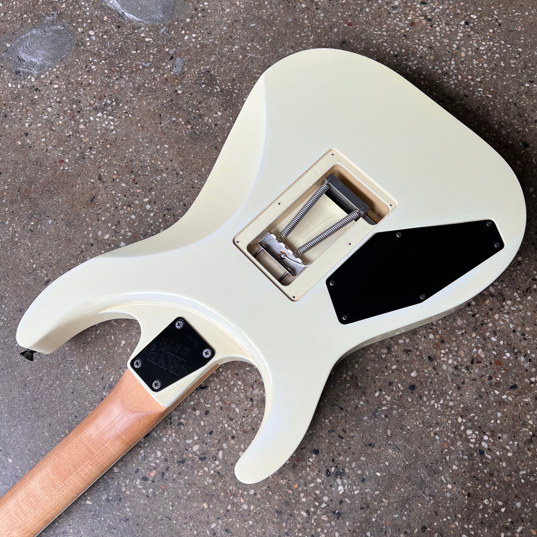 ESP The Mirage Deluxe 1980s - White | Tone Wolf