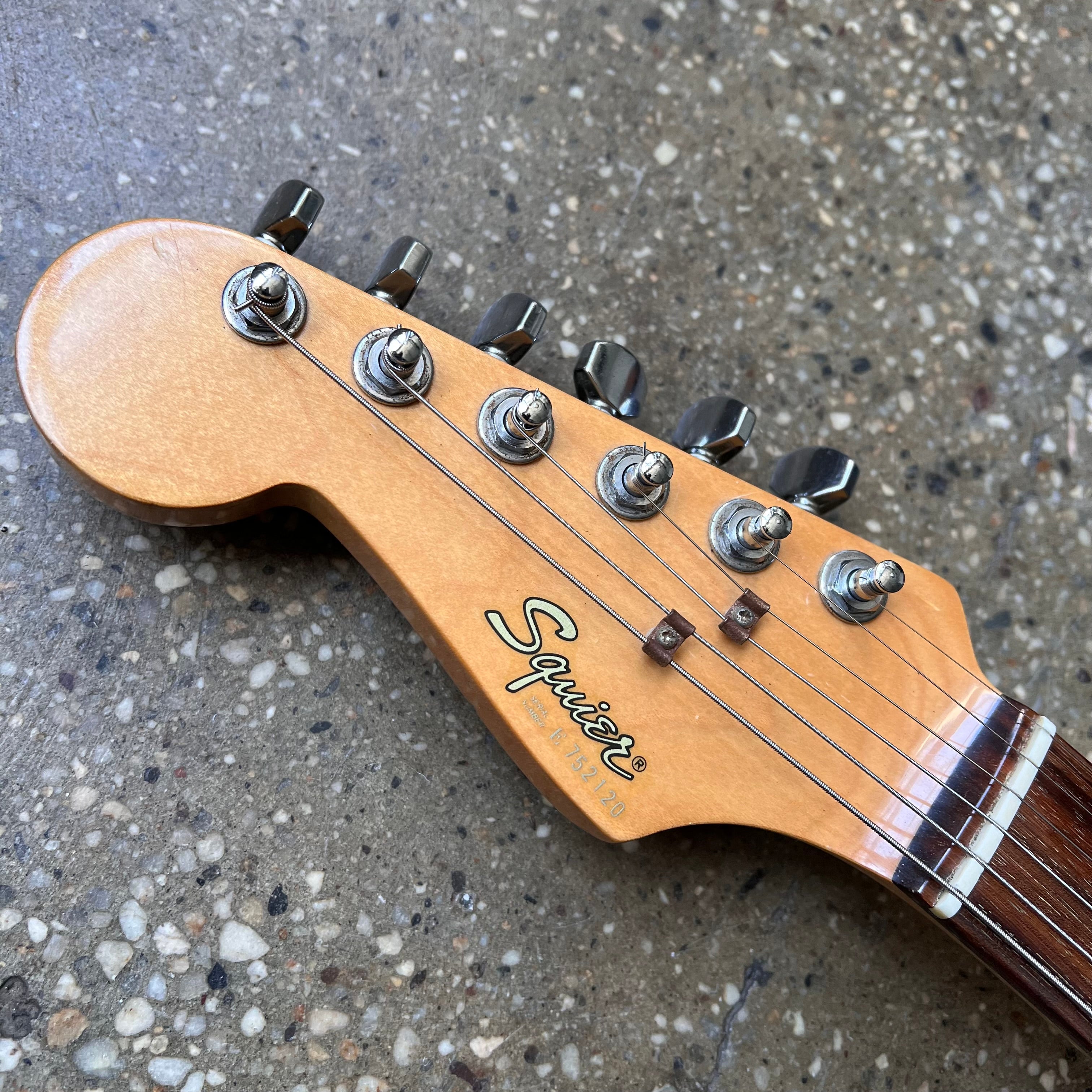 Squier ST-362 Stratocaster MIJ Left-Handed 1980s - Black Squier ST-362 Stratocaster MIJ Left-Handed 1980s - Black