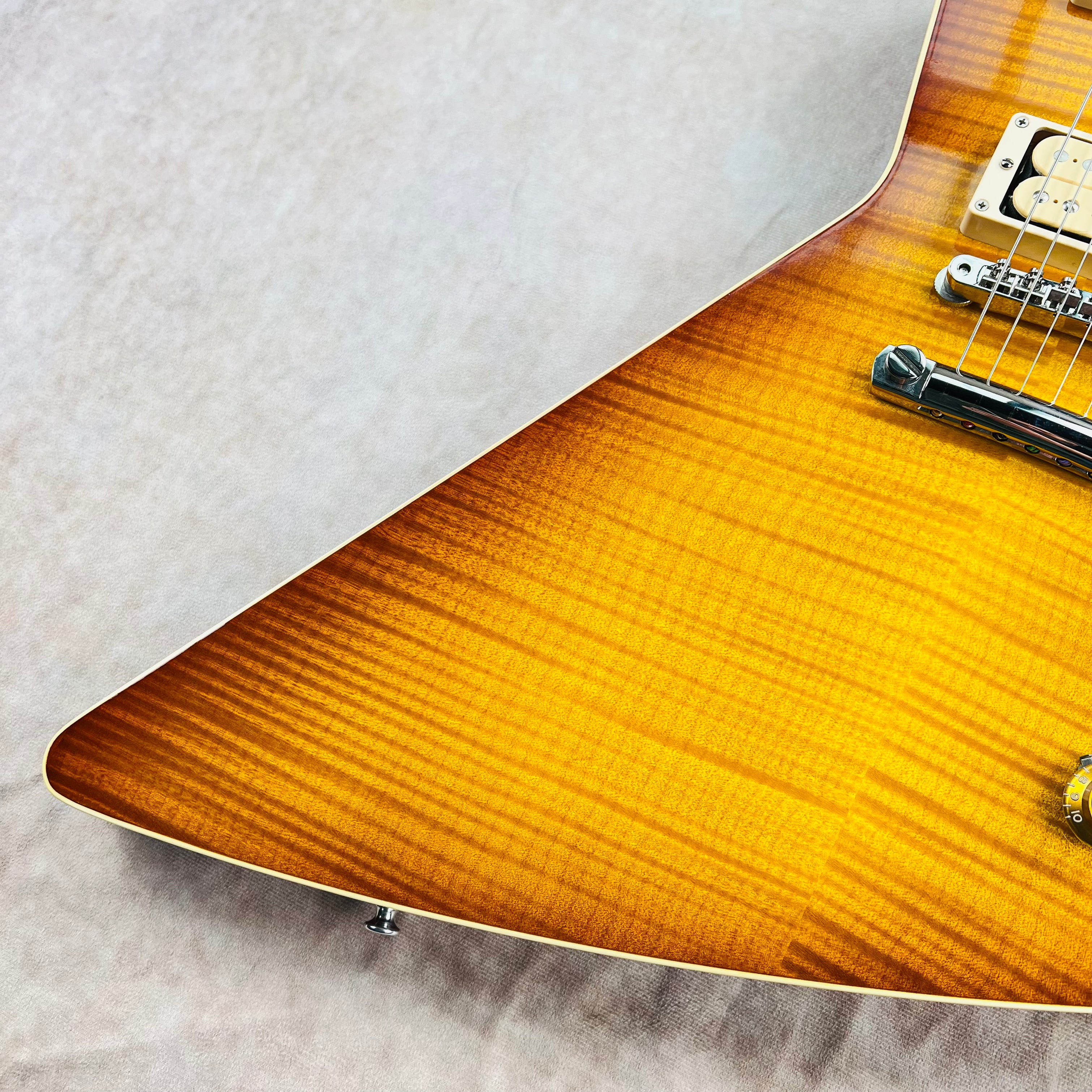 Gibson Custom Shop 1958 Explorer Flame Top 2014 - Iced Tea | Tone Wolf