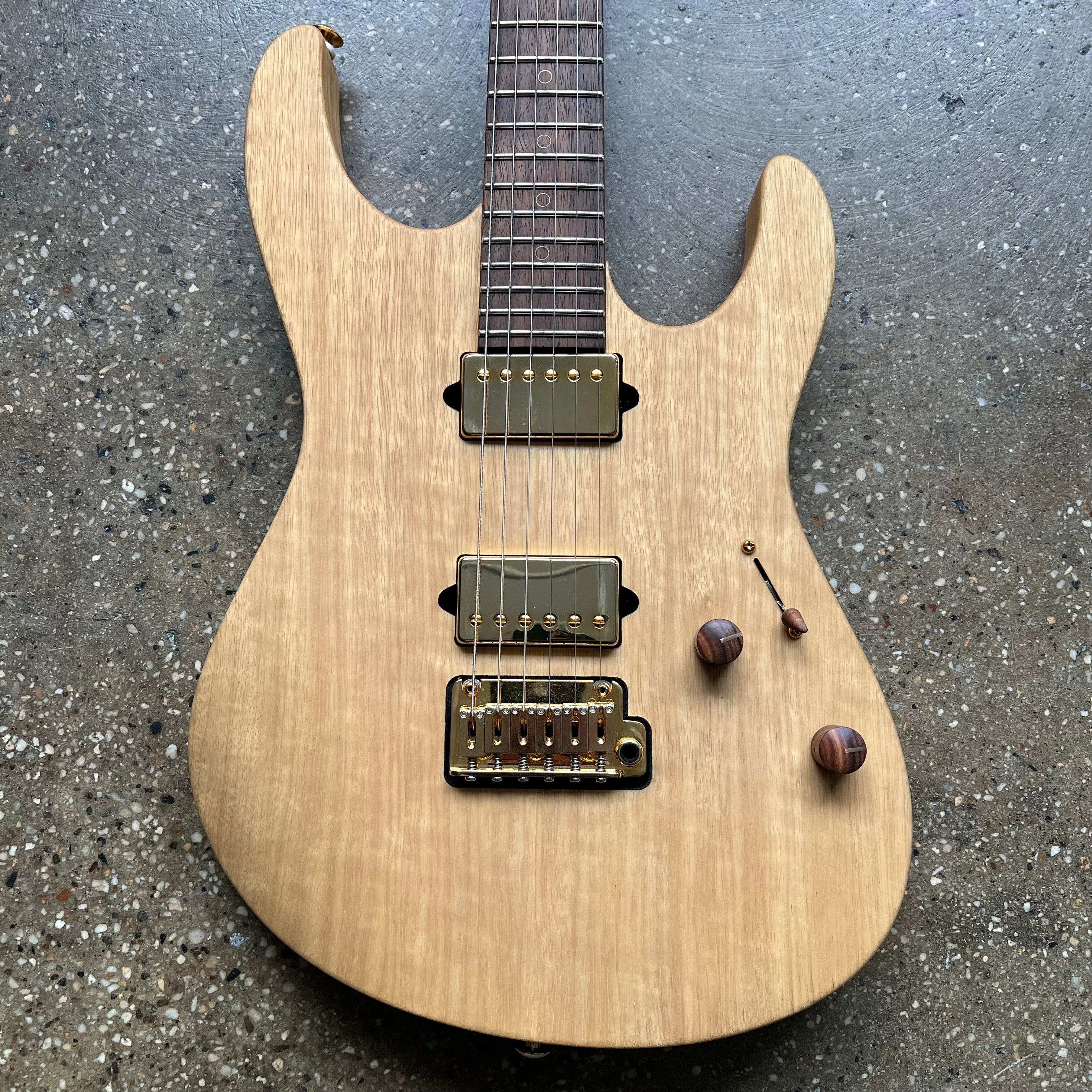 Suhr Modern Korina w/ Indian Rosewood Neck 2018 - Satin Natural | Tone Wolf