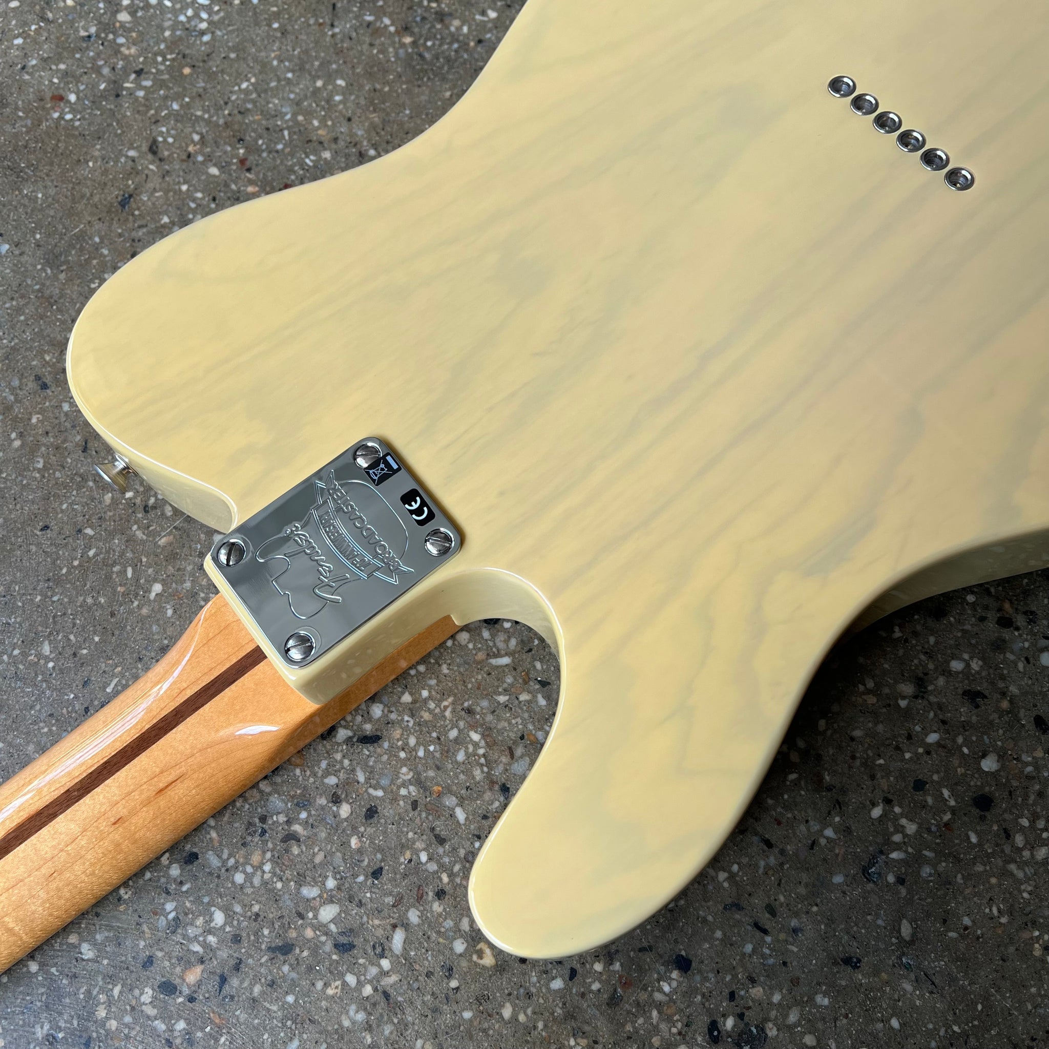 Fender 70th Anniversary Broadcaster 2020 - Blackguard Blonde | Tone Wolf