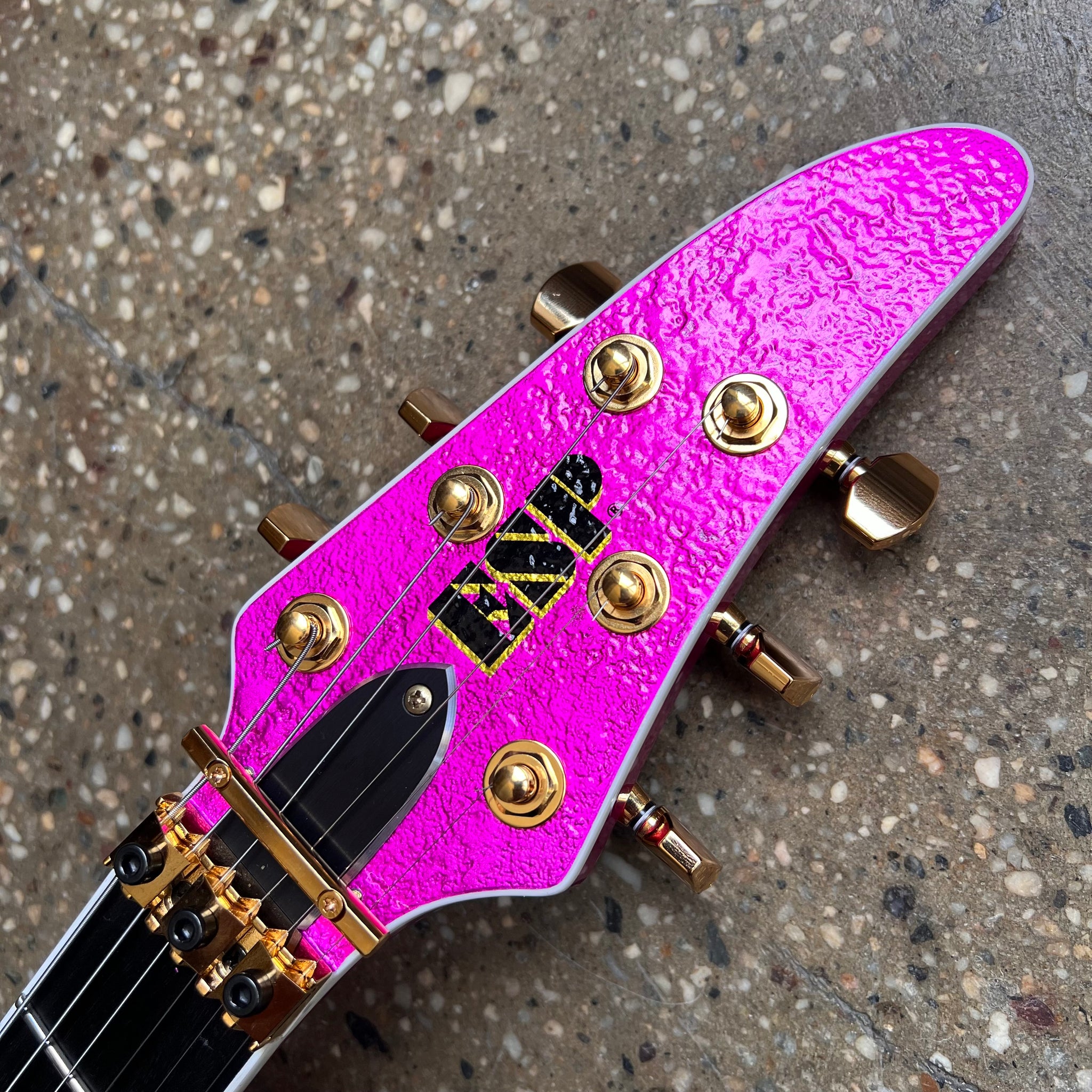 ESP Original Series Horizon-III 2021 - Cast Metal Pink | Tone Wolf