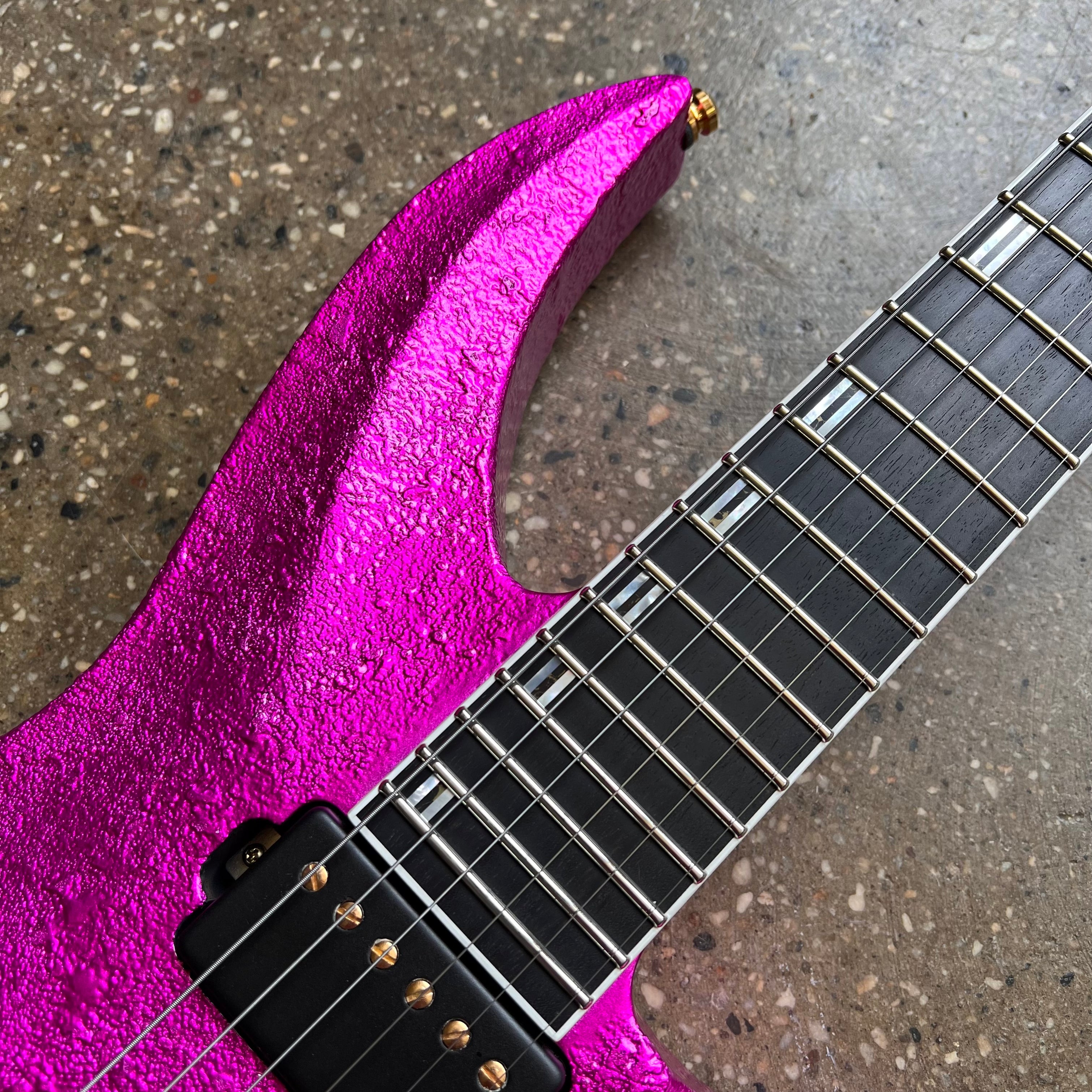 ESP Original Series Horizon-III 2021 - Cast Metal Pink | Tone Wolf
