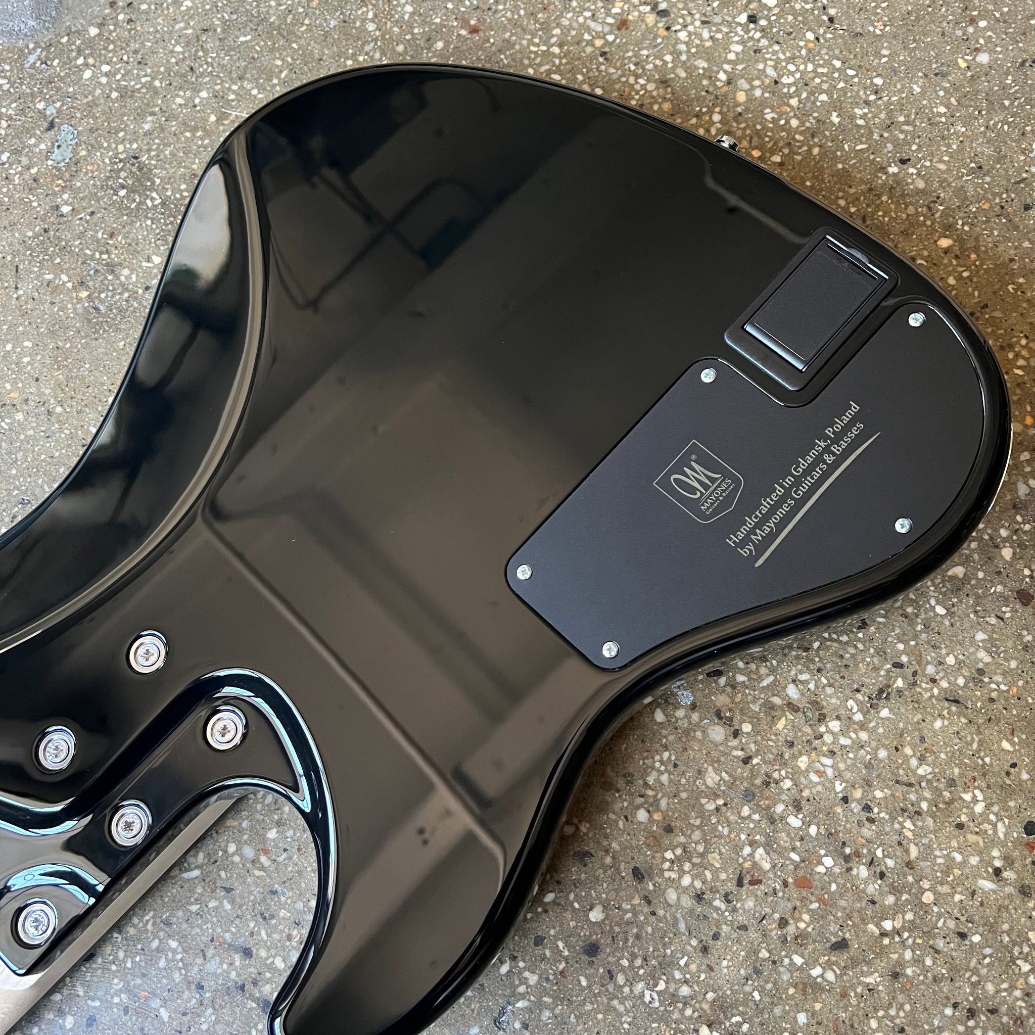 Mayones Jabba Classic 4 Flame Top 2022 - Trans Graphite Burst | Tone Wolf