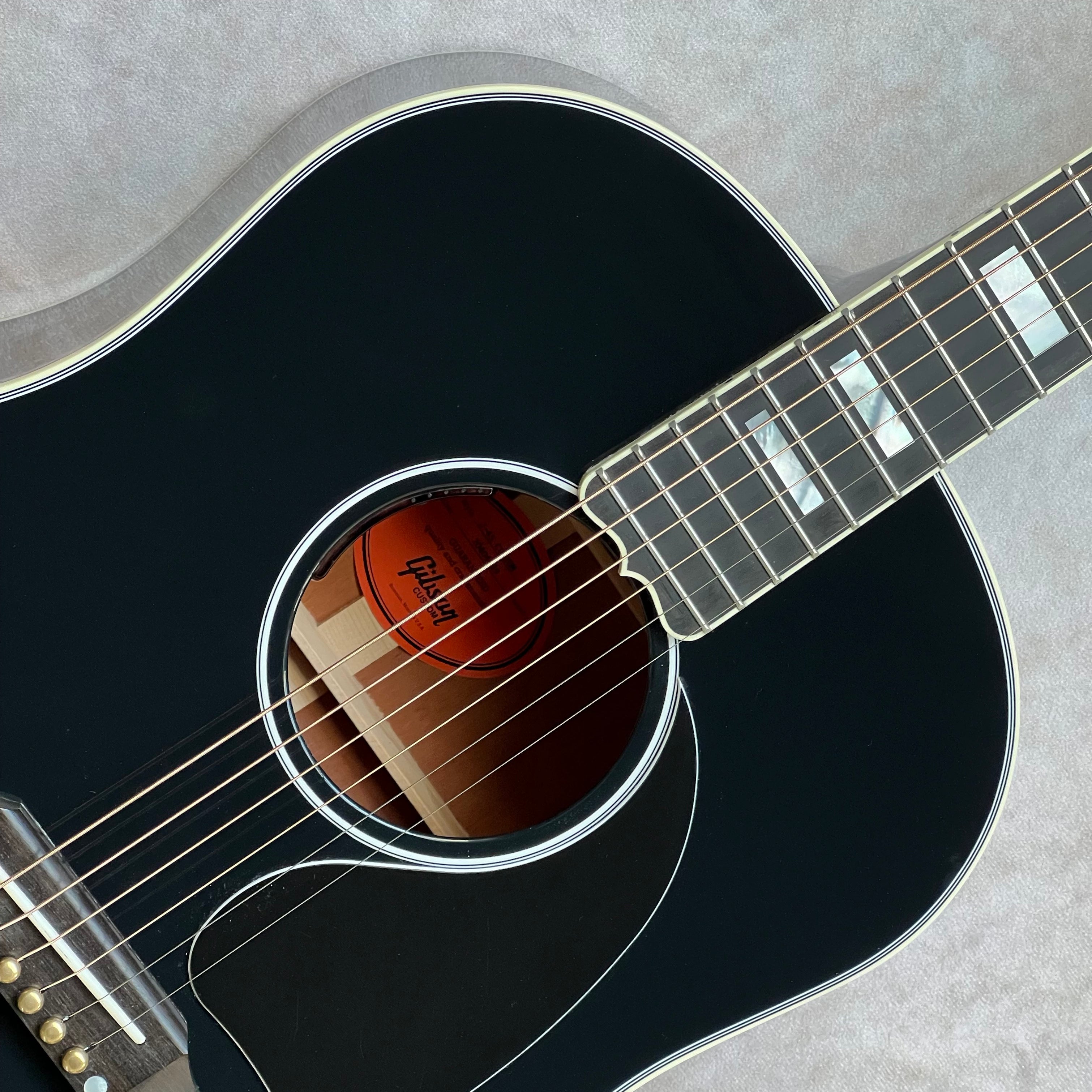 Gibson Custom Shop J-45 Custom 2024 - Ebony | Tone Wolf