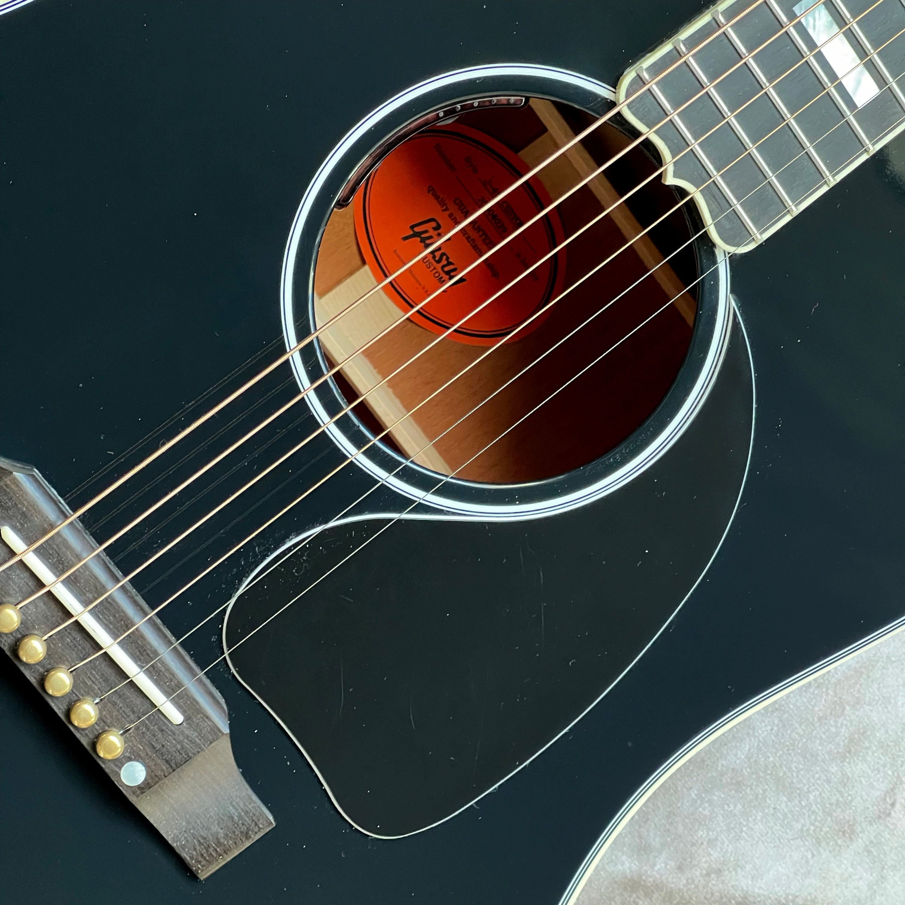 Gibson Custom Shop J-45 Custom 2024 - Ebony | Tone Wolf
