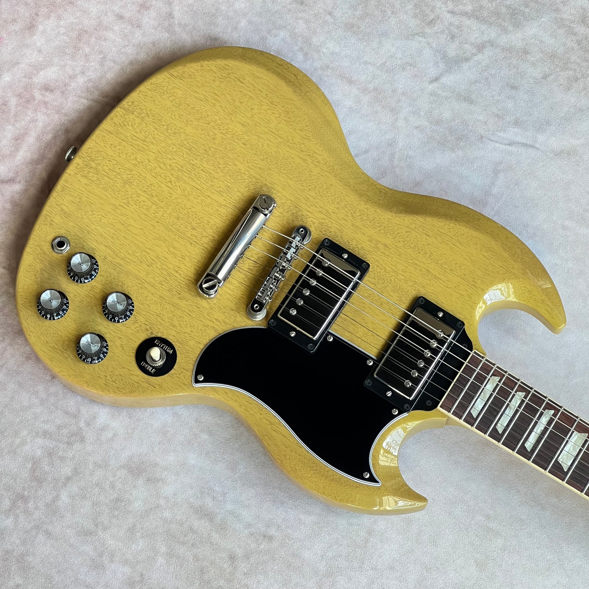 Gibson SG Standard '61 Custom Color 2024 - TV Yellow | Tone Wolf