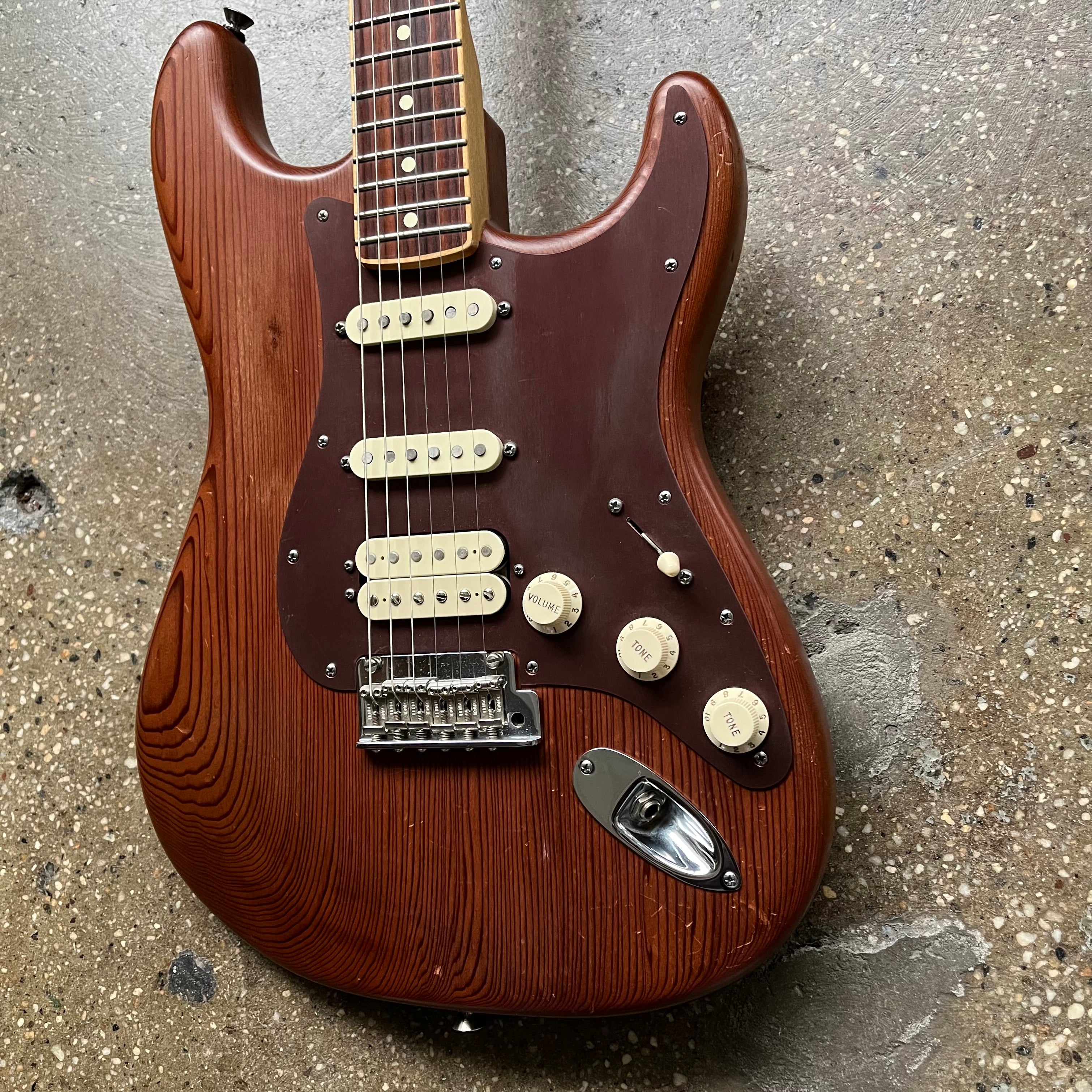 Fender Reclaimed Old Growth Redwood Stratocaster 2014 - Natural Oil Fi ...