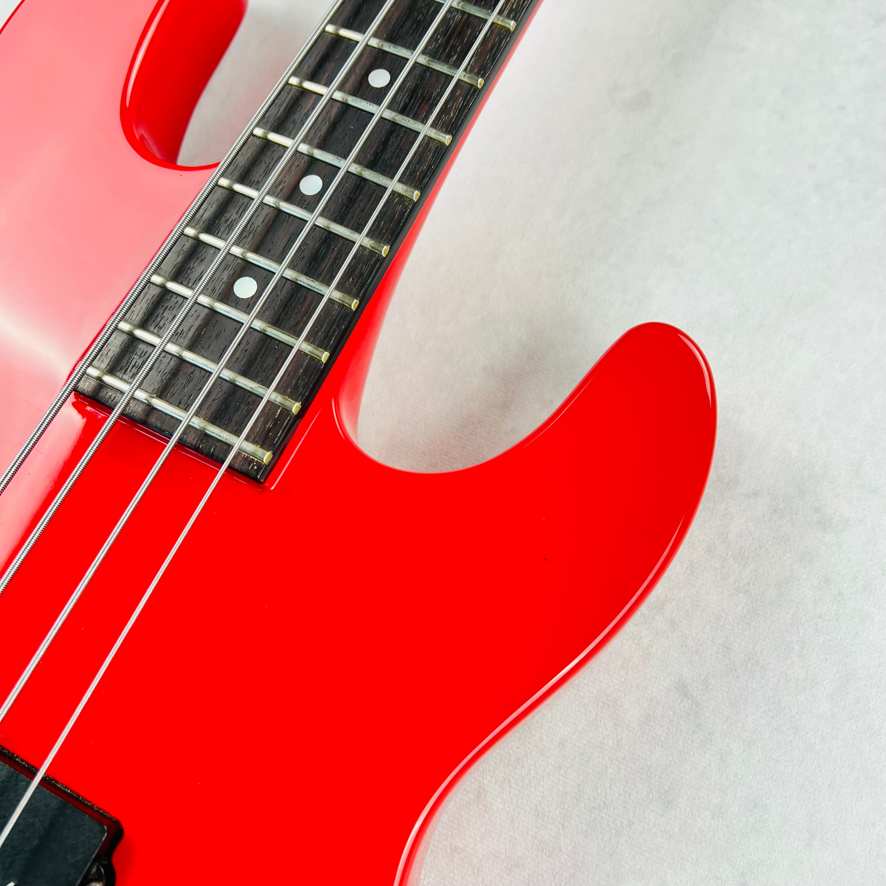 Charvel Jackson Model 3B Neck Through Bass Guitar 1986 - Red | Tone Wolf