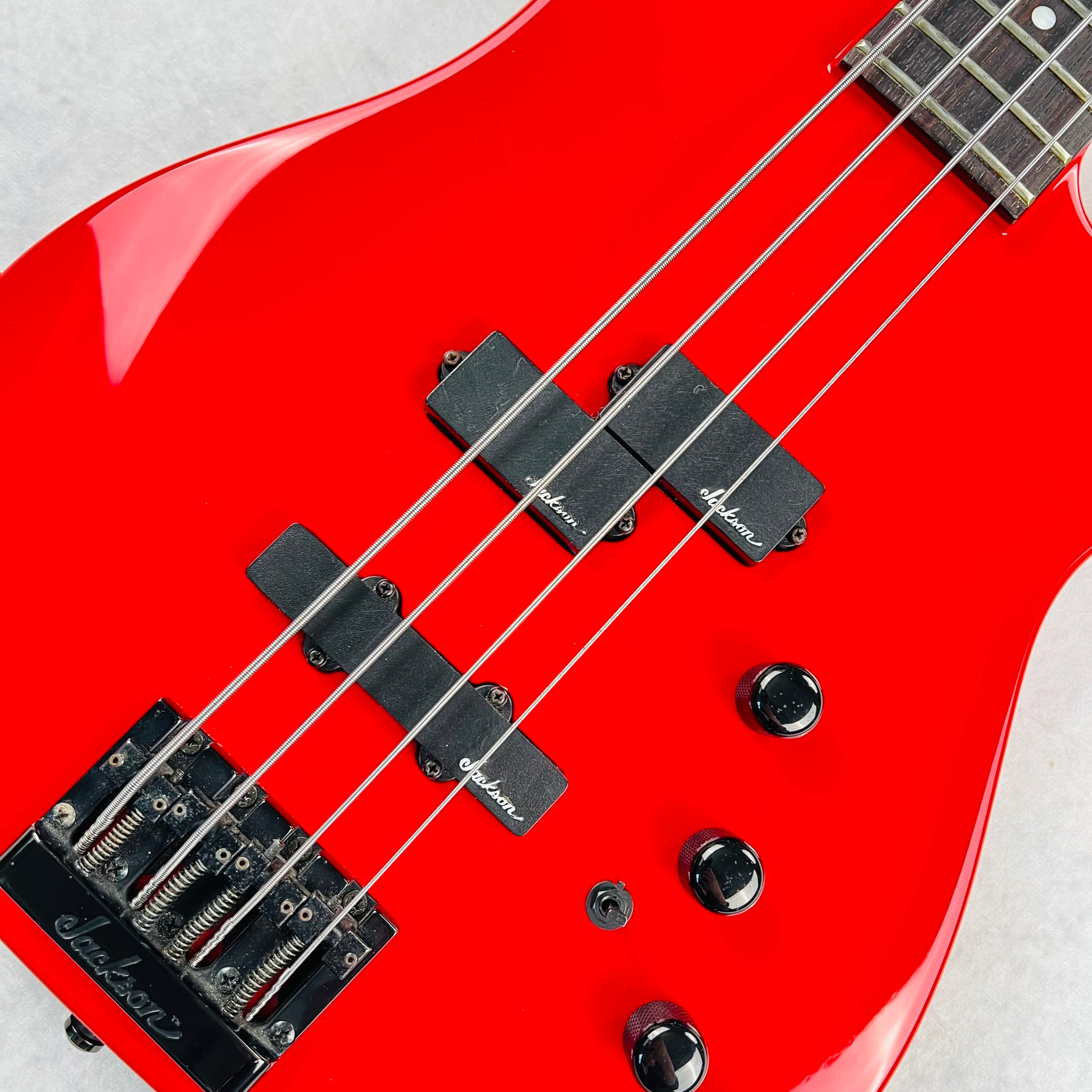 Charvel Jackson Model 3B Neck Through Bass Guitar 1986 - Red | Tone Wolf