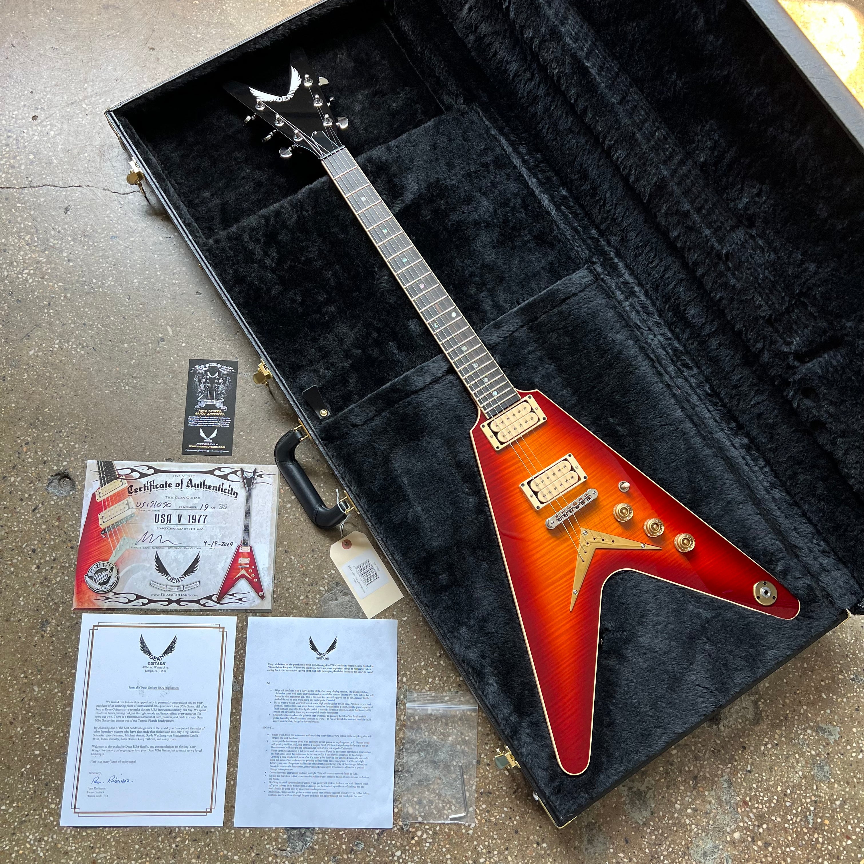 Dean USA V 1977 Limited Edition 2024 - Trans Cherry Sunburst | Tone Wolf