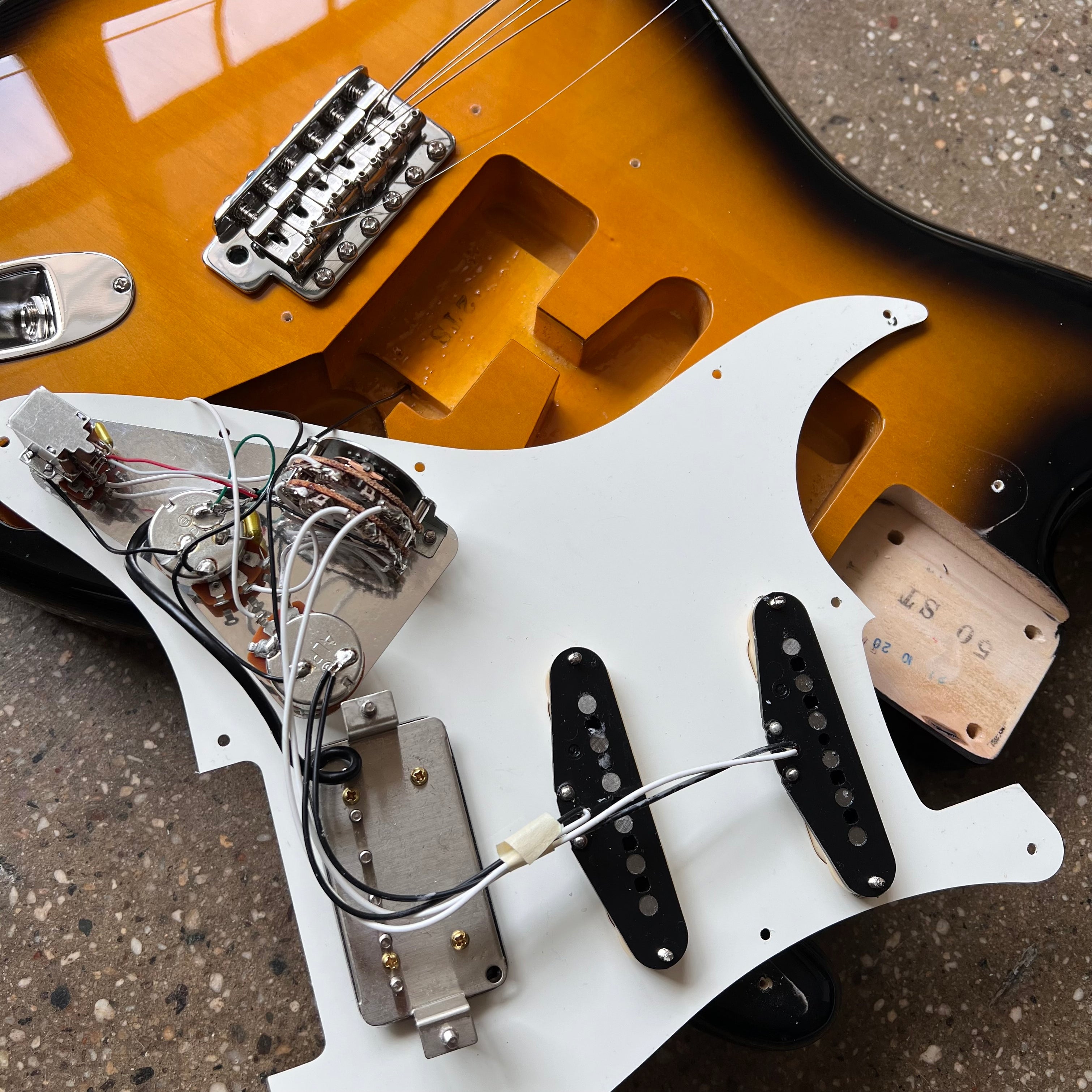 Fender JV Modified '50s Stratocaster HSS Made In Japan 2022 - 2-Color ...