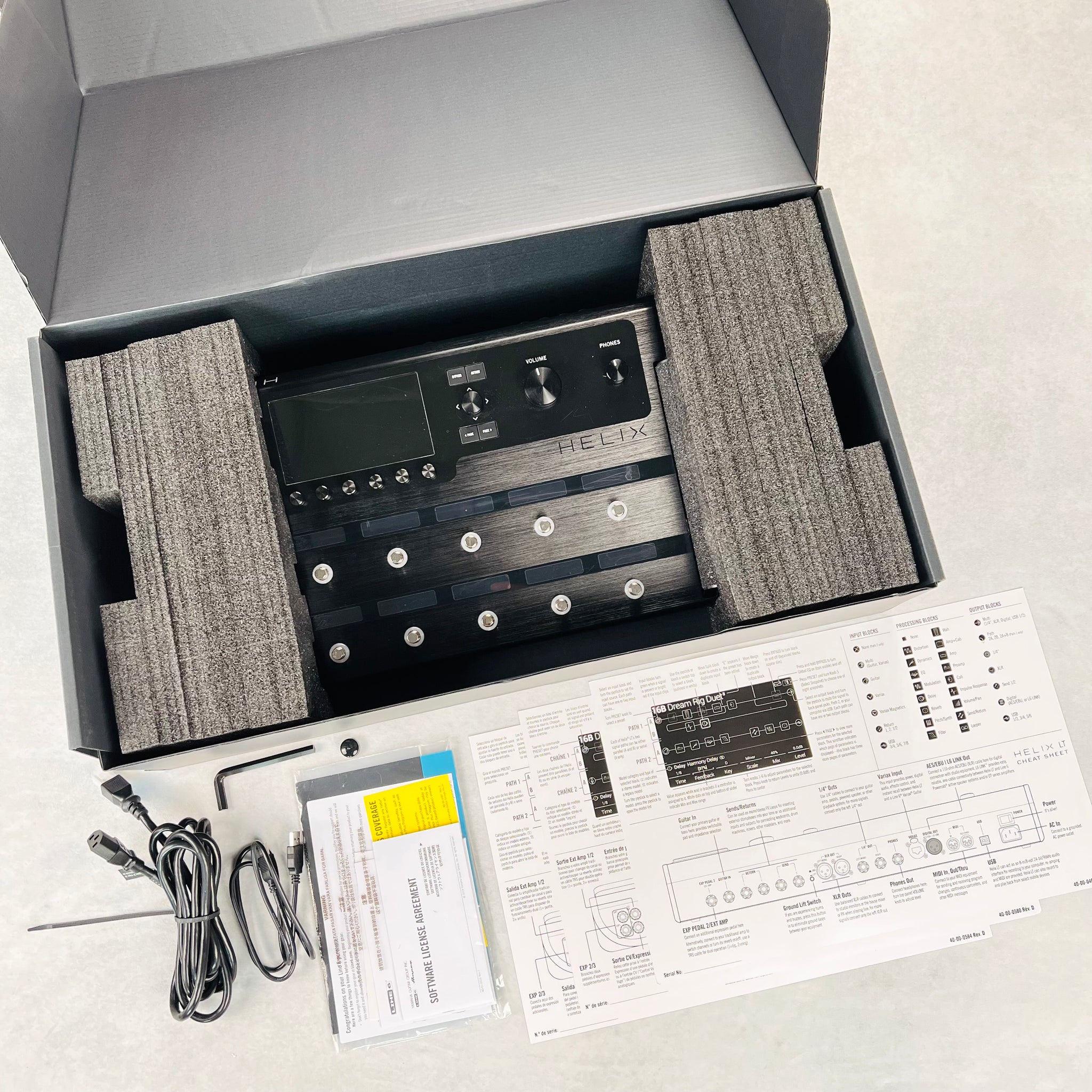 Line 6 Helix Guitar Multi-Effects Floor Processor 2023 - Black | Tone Wolf