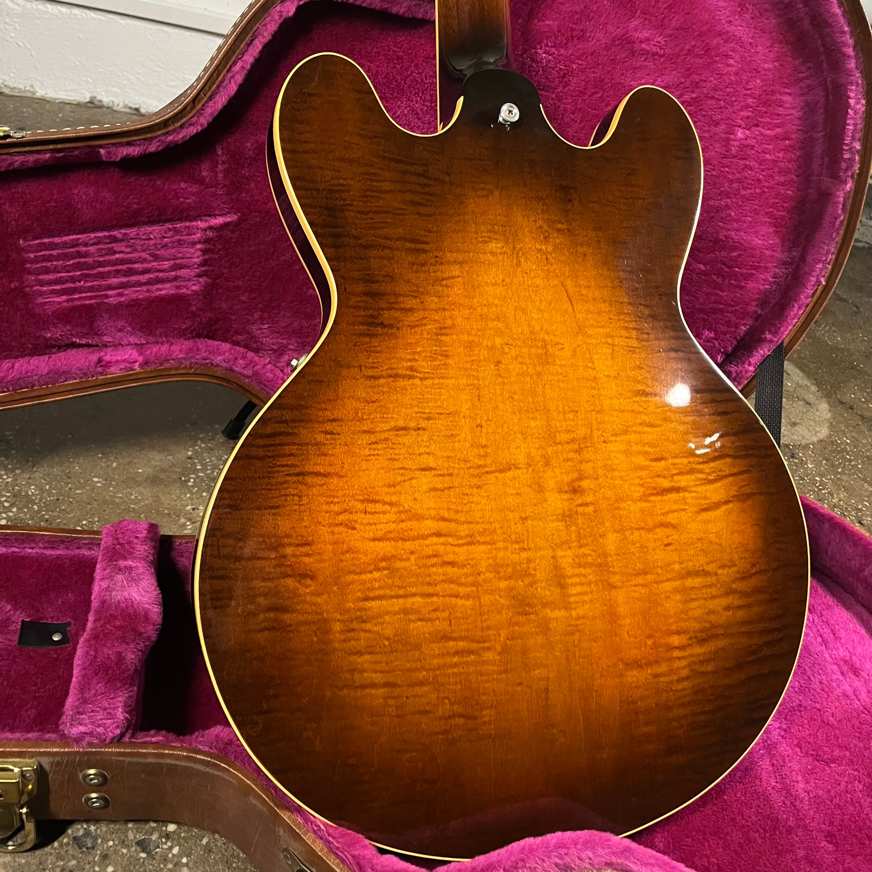 Gibson Custom Shop Edition ES-335 Dot 1985 - Sunburst | Tone Wolf