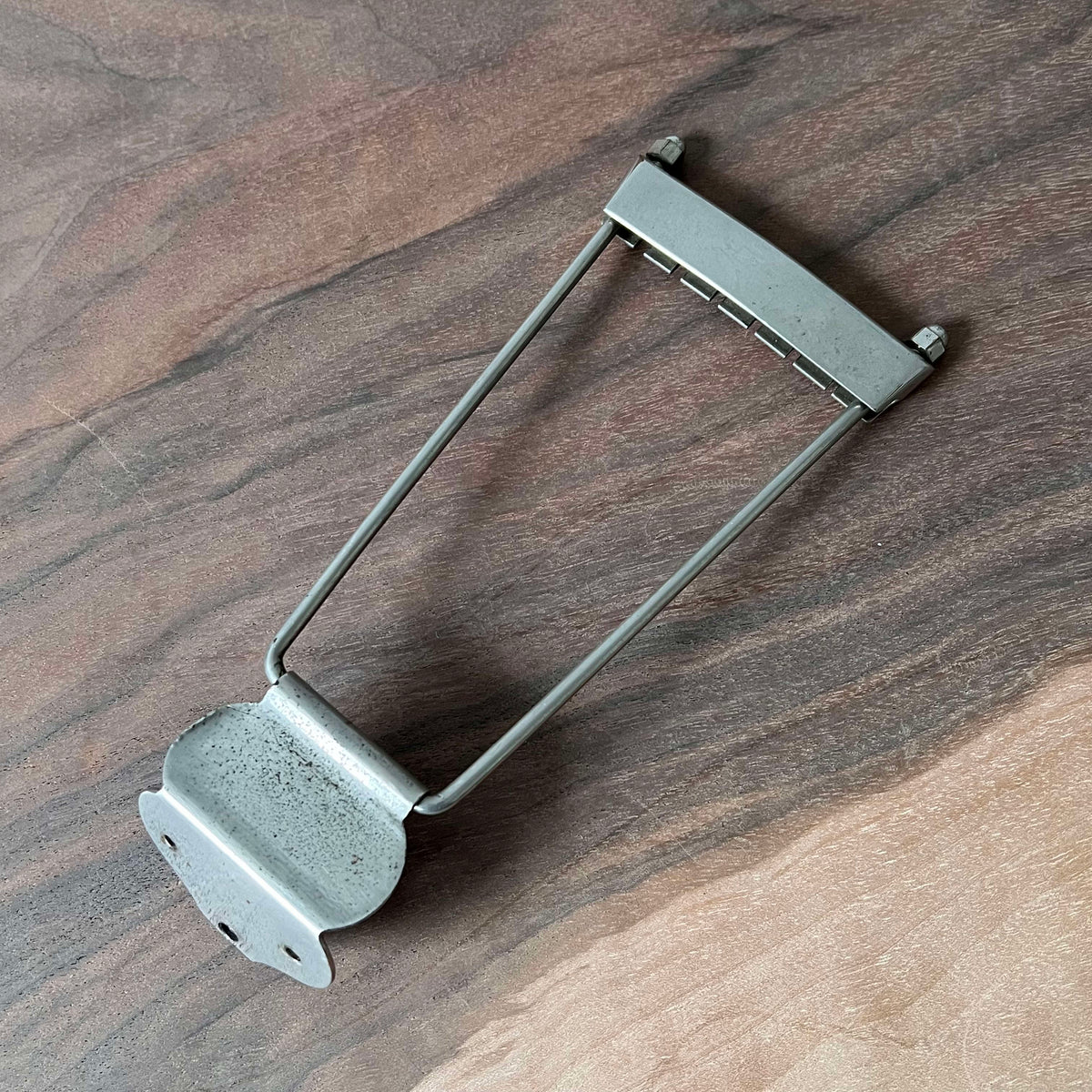 Vintage Trapeze Archtop Guitar Tailpiece 1930s - Nickel | Tone Wolf