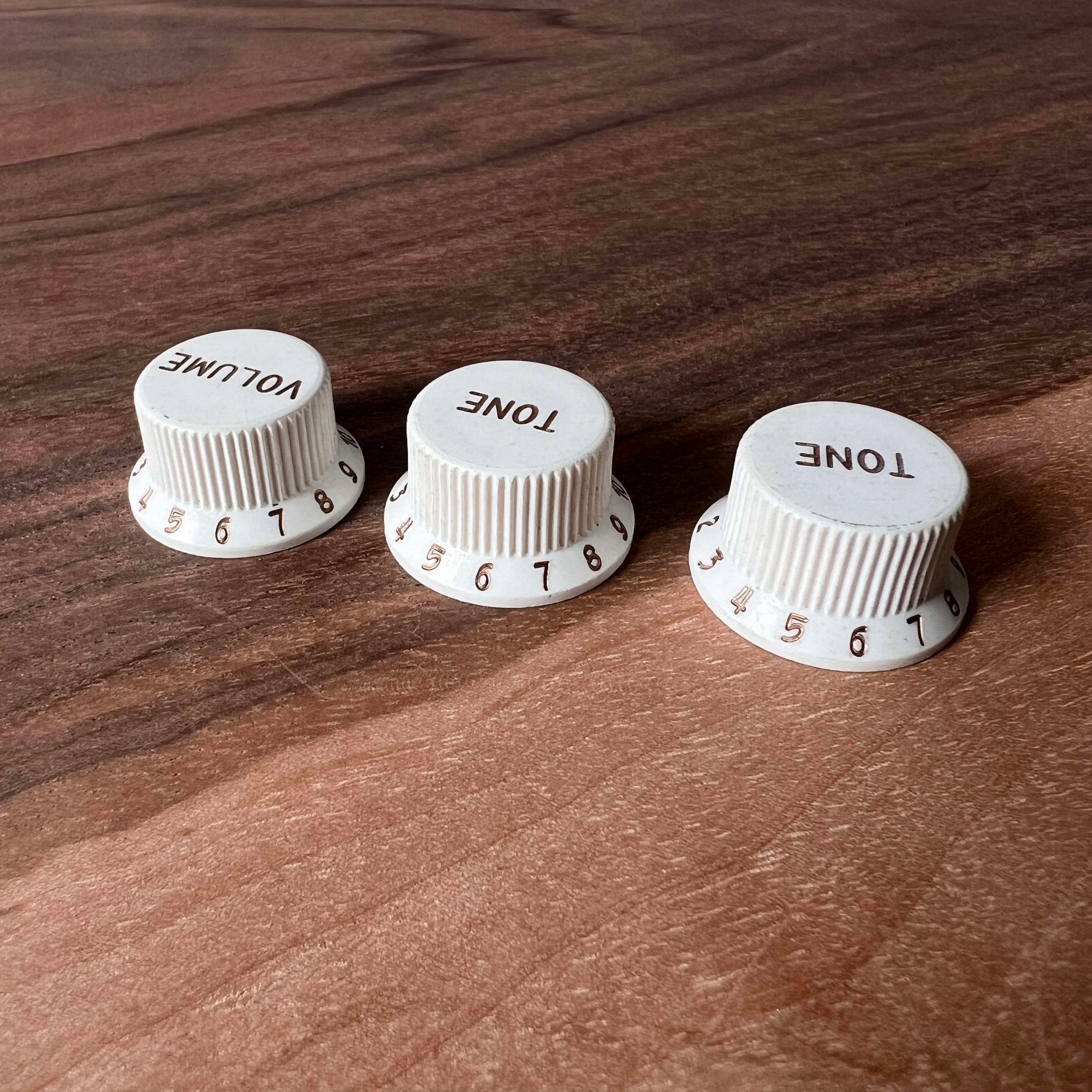 Fender Custom Shop 1954 Stratocaster Knob Set 2020 - White | Tone Wolf