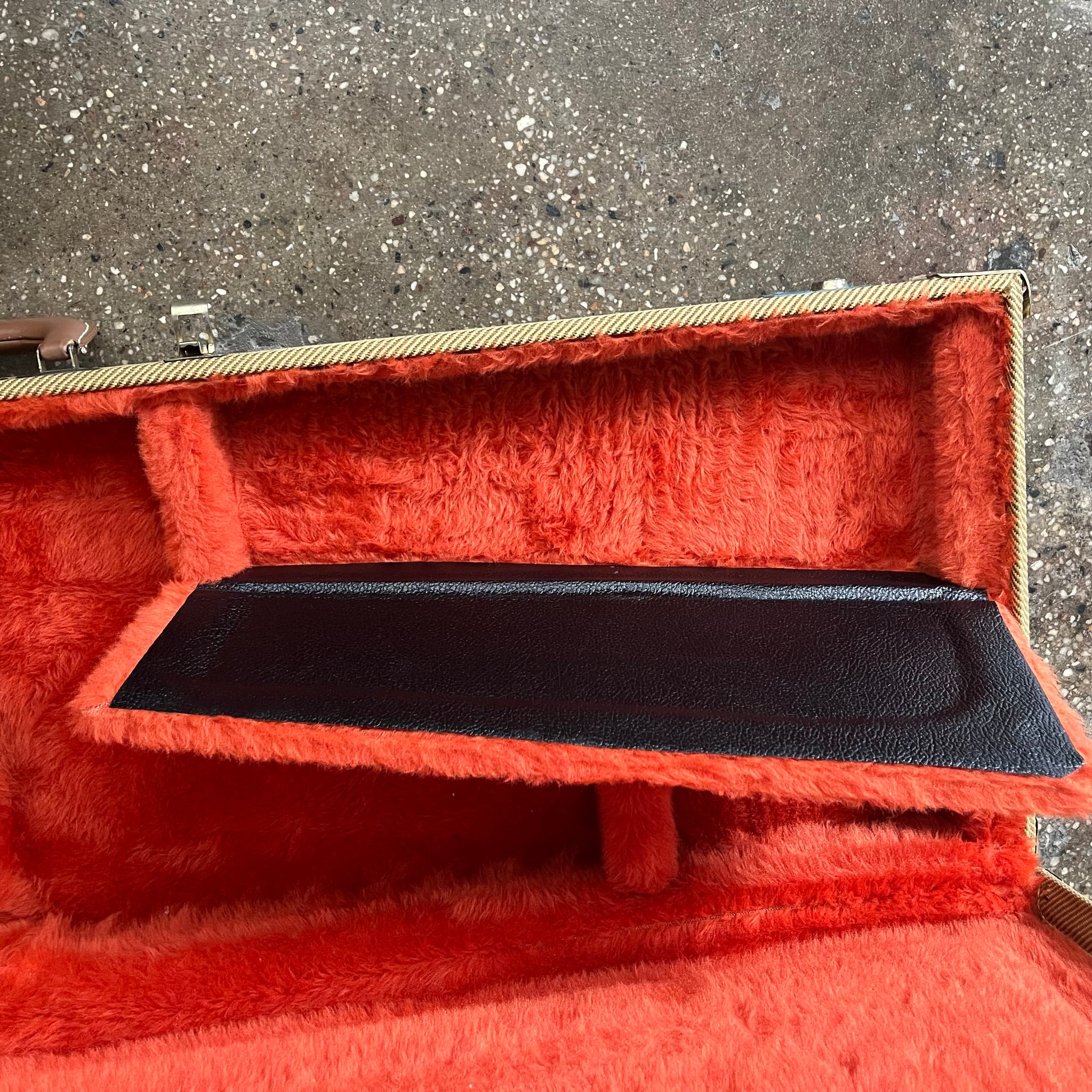 Fender American Vintage Telecaster / Stratocaster Hardshell Case 2000 ...